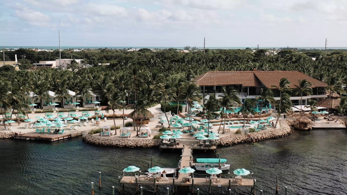 Nada Jones Elopement Video - Bungalows Key Largo