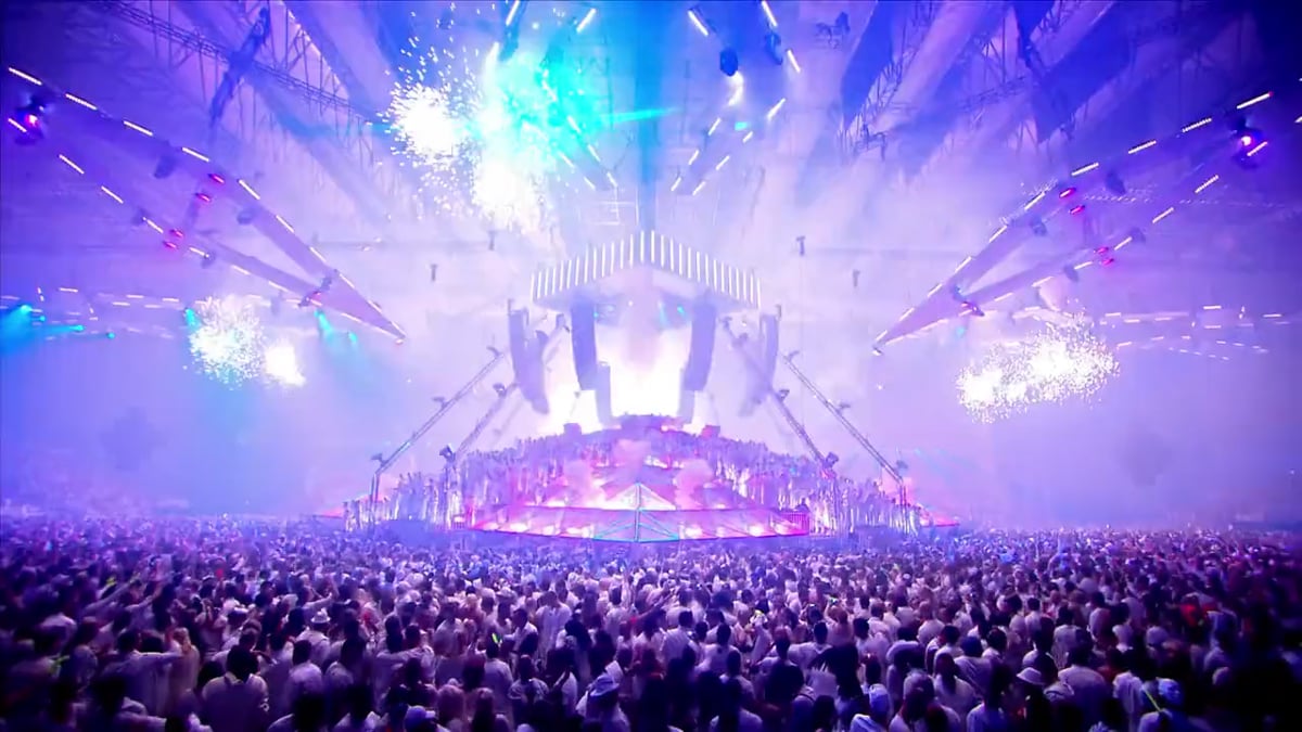 Chris DeRoy music producer