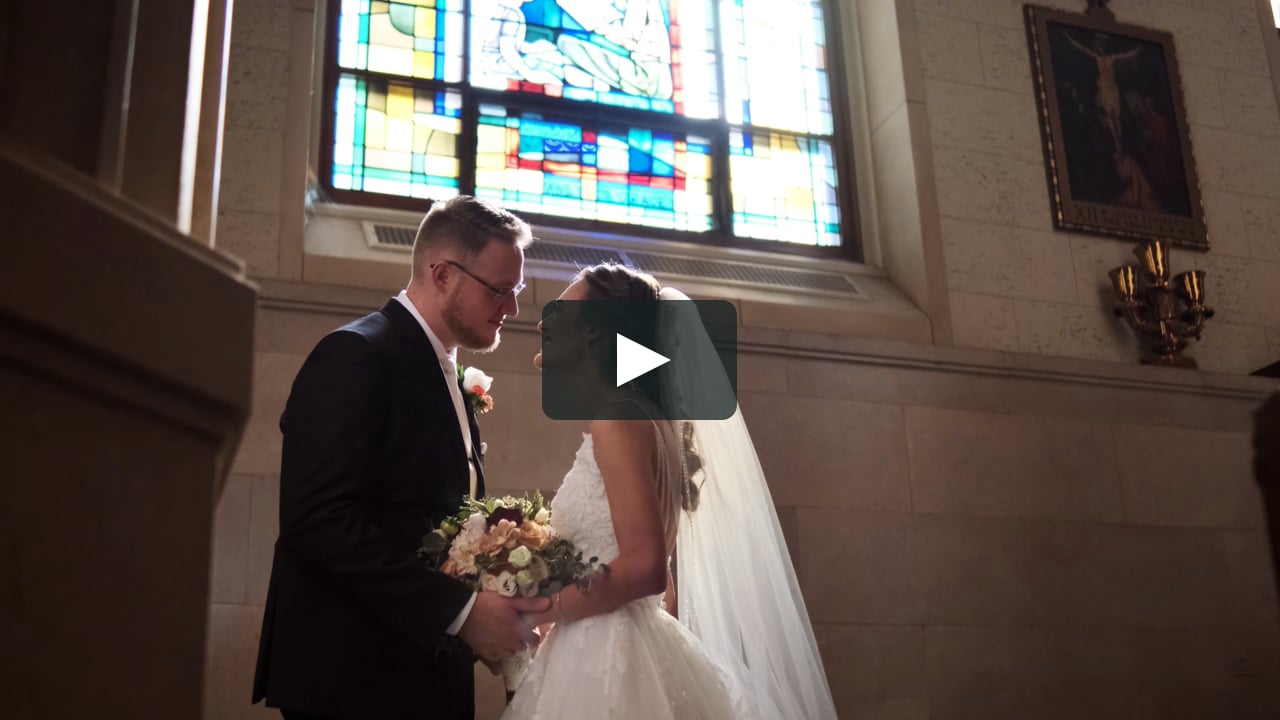 Sarah + Mitchell on Vimeo