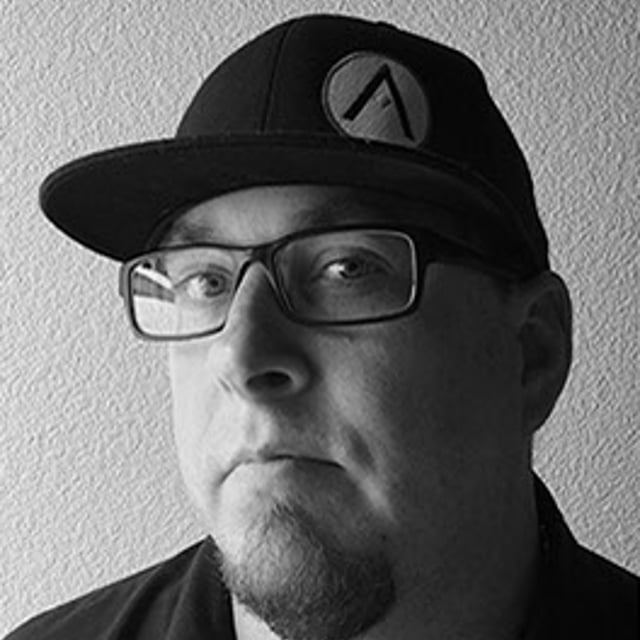 Rob Engle - Video Editor, Motion Graphic Designer & Post Producer