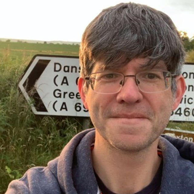 Dan Frydman - Visual Storyteller & Creative Director