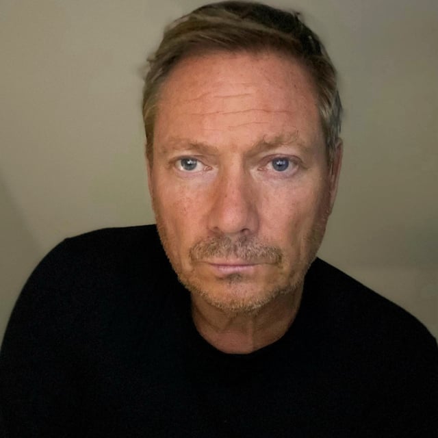 Simon Worley