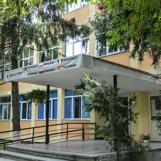 SCOALA GIMNAZIALA MIHAI BOTEZ