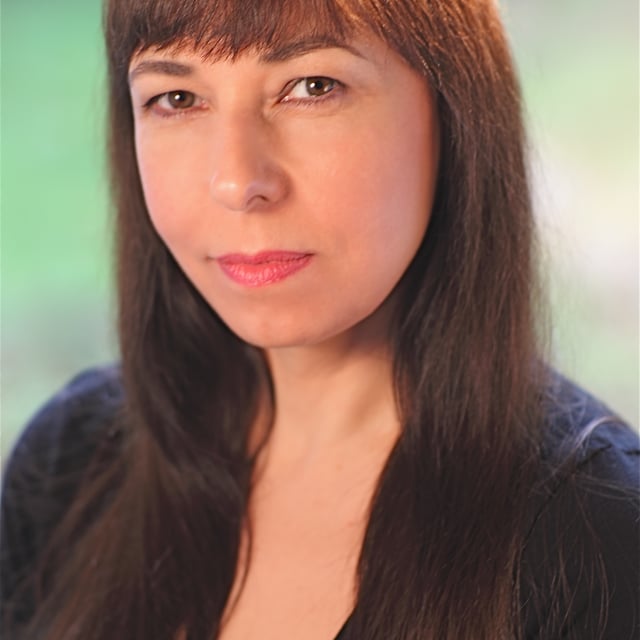 SARA DEE - Actress, Voice Actor & Voiceover Artist