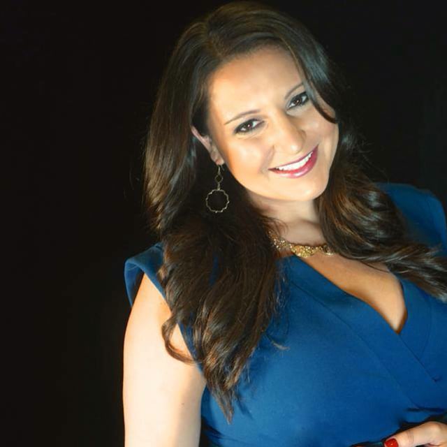 Mary Mueller - Video Producer, Journalist & Photojournalist
