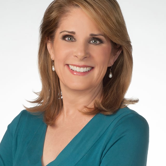 Rebecca Surran - Video Producer, Voiceover Artist & Journalist