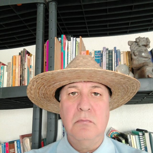 A Fernando Vasquez G