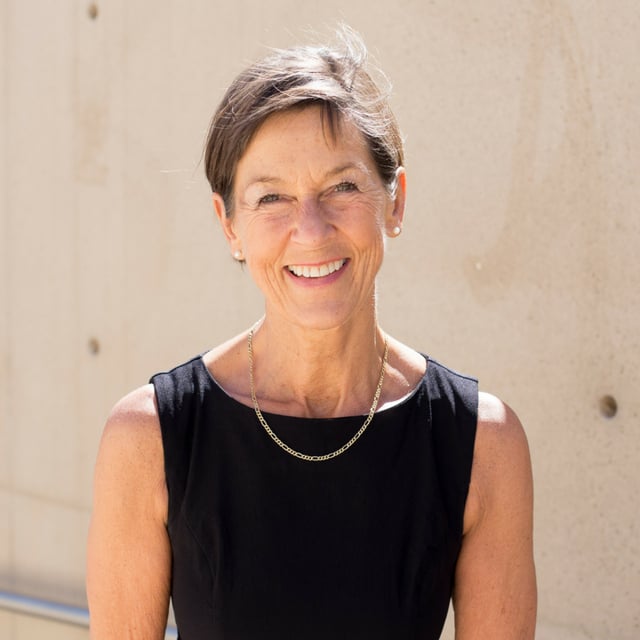 Dr. Ellie Phillips