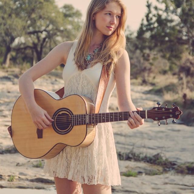 Rachel Laven