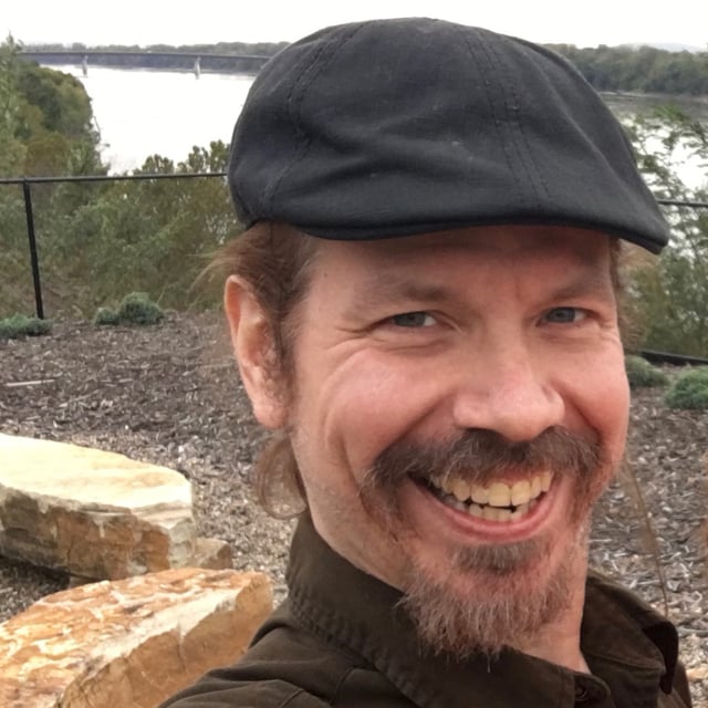 Bob Singleton - Editor, Screenwriter & Sound Designer