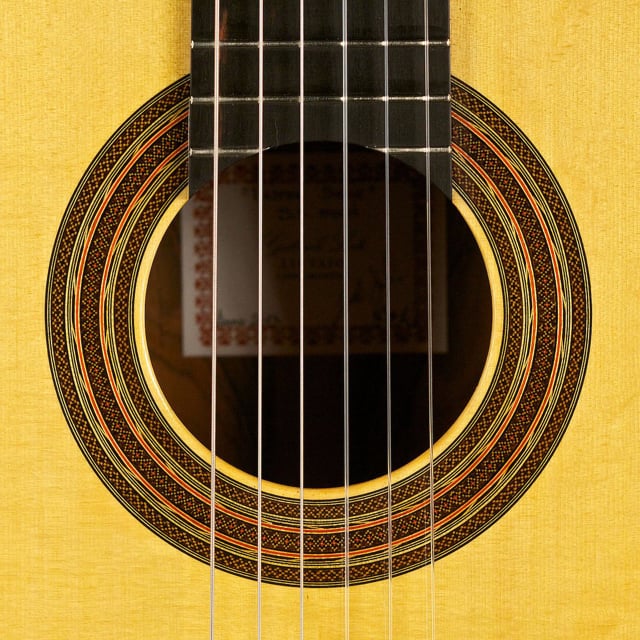 Jessé Classic Guitar
