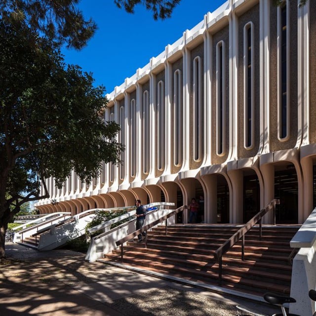UCI Libraries Education+Outreach