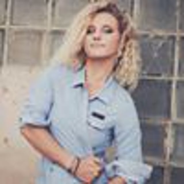 PAULA NOVOTNÁ