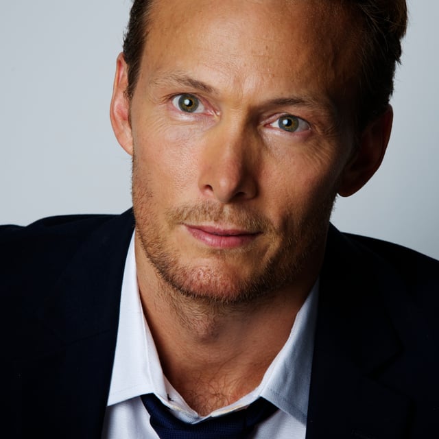 Simon Watts on Vimeo