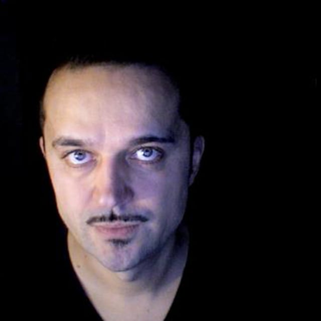 Bold not Regular - Art Director, Graphic Designer & Creative Director