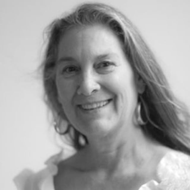 Linda Wolf - Photojournalist, Photographer & Author