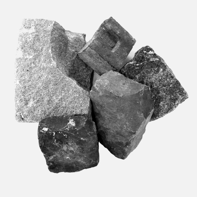 Structuring Irregular Aggregates