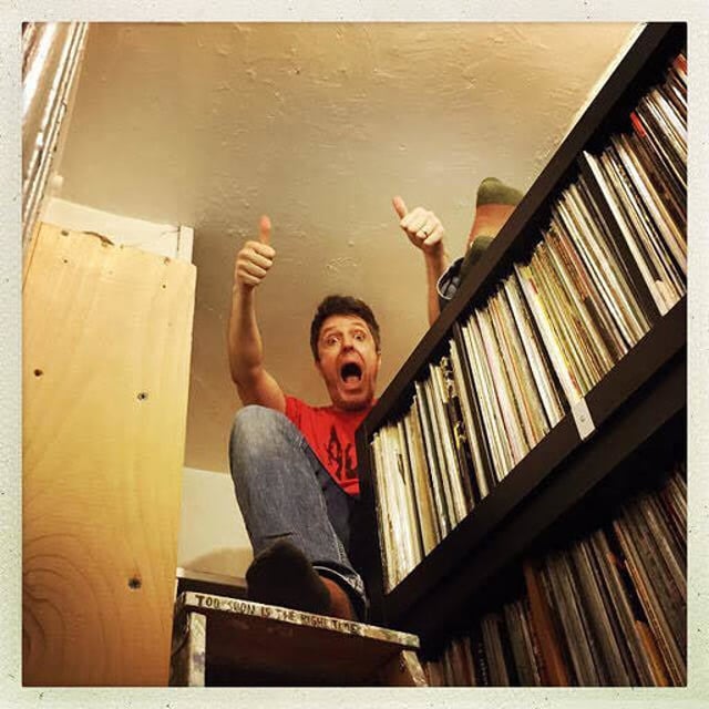 Mike Janson - Animator, Motion Designer & 2D Animator