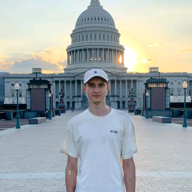 Vladyslav Samelyuk - Editor, Cinematographer & Videographer