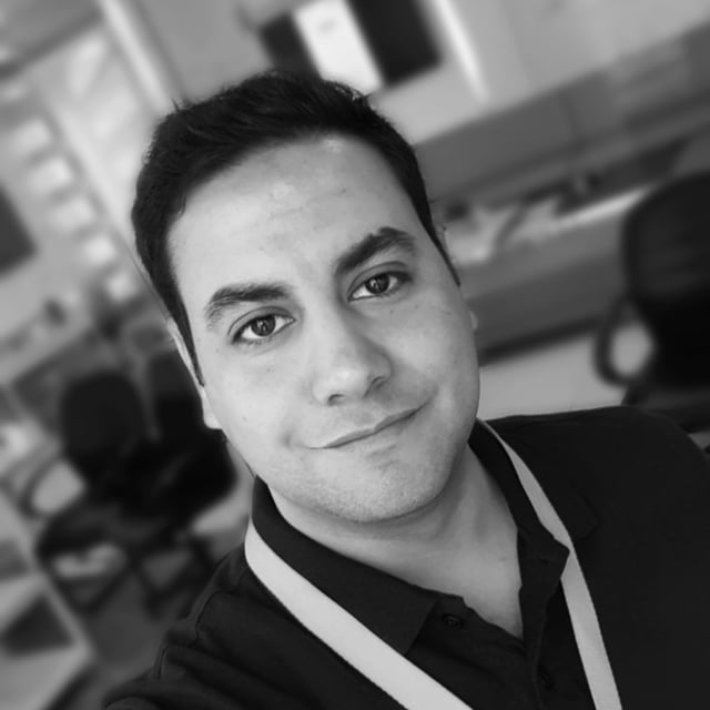 Mena Mossad - Videographer, Motion Designer & Graphic Designer