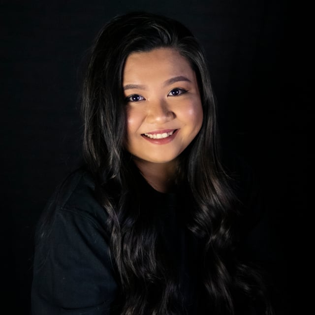Julie Valencia Regis
