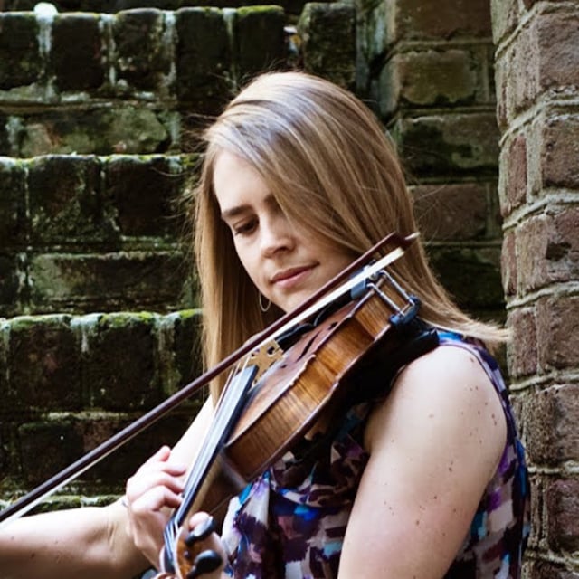 Lisa Deakins