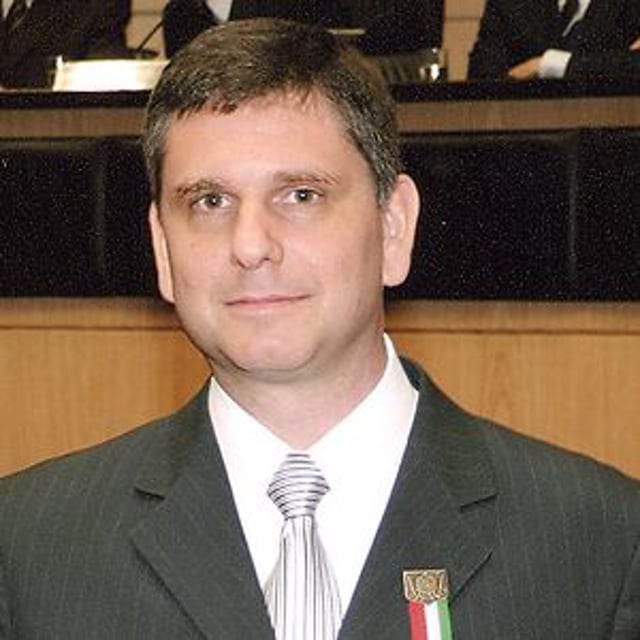 Namur Borges Morales