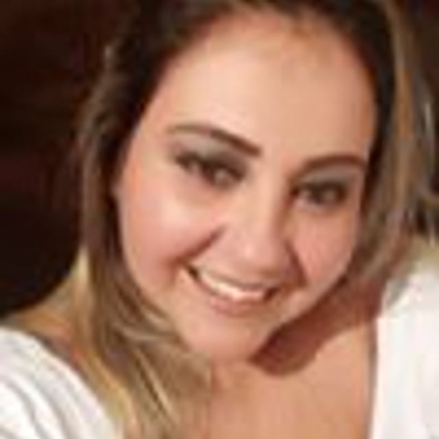 Mari Batista