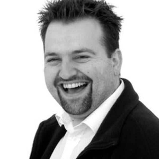 Lee Marshall