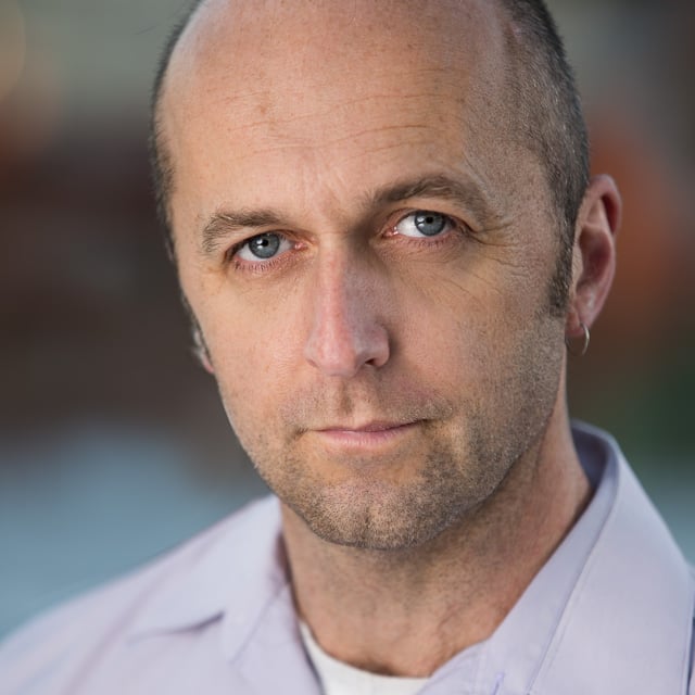 Mark Thomson - Videographer, Documentary Filmmaker & Video Editor