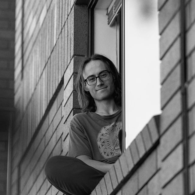 Jonathan Tinsley - Cinematographer & Lighting Technician