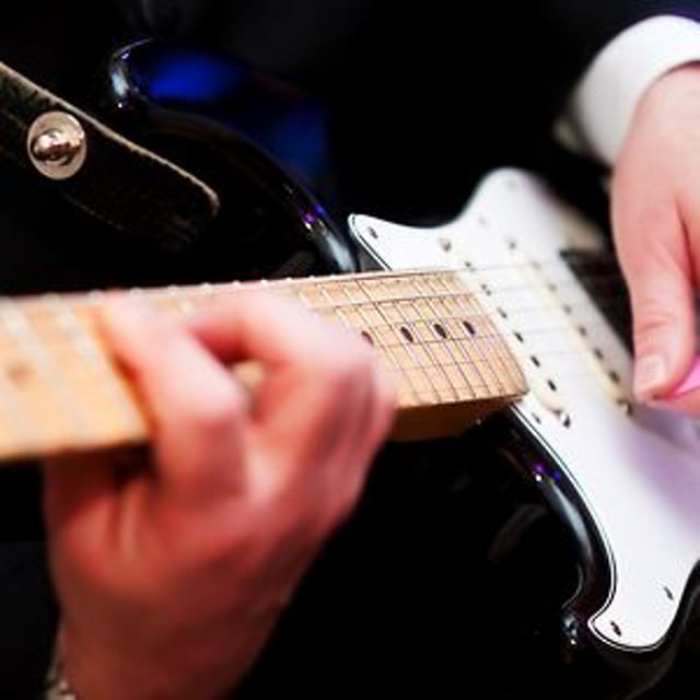 Live Wire Entertainment - Sound Mixer & Recording Mixer