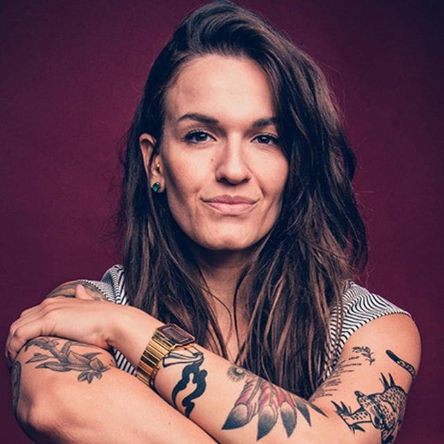 Giuliana Corsi Kolling - Dancer & Choreographer