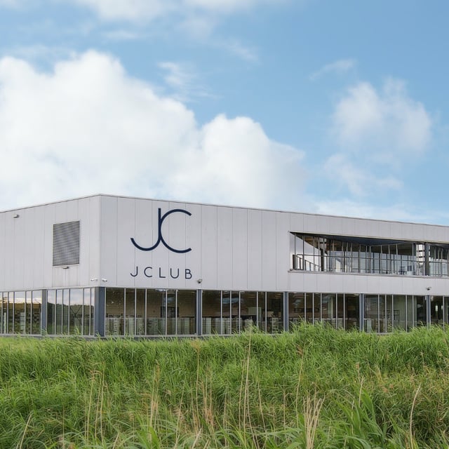 J-Club International