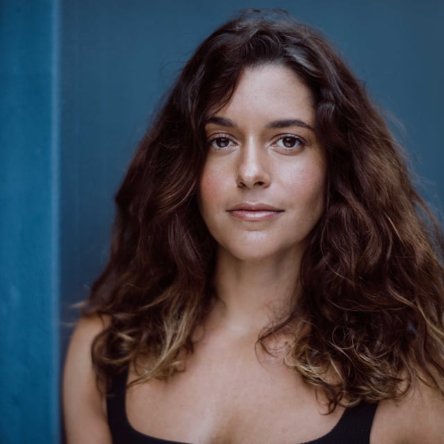 Jessica Saras - Actress & Dancer