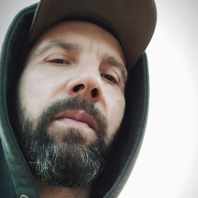 Robert Suszko - Documentary Filmmaker, Video Editor & Director