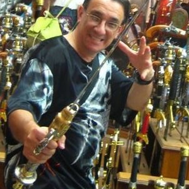 Sean - Graphic Designer, Graphic Artist & Video Editor