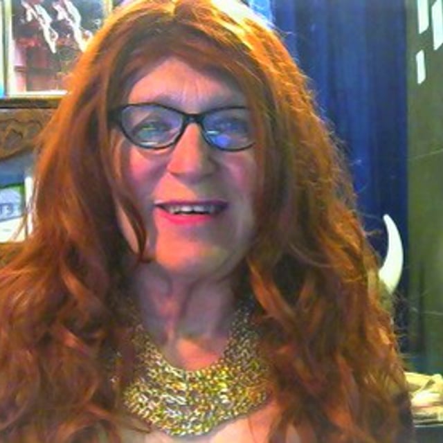 Helga Mann - Actress, Music Video Director & Copywriter