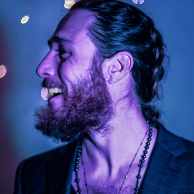 Matt Pratt - Actor, Casting Director & Screenwriter