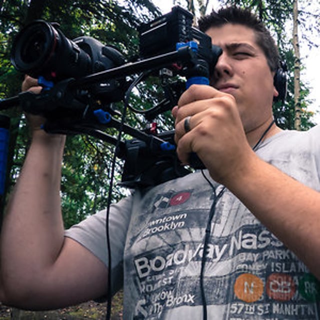 Tyler Bell @ Bell Graphics