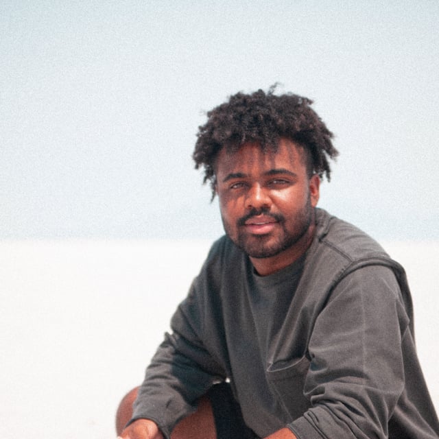 Ari Williams - Director, Cinematographer & Video Editor