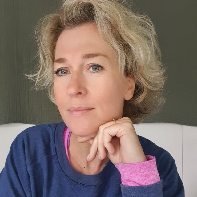 Debbie's Face Yoga courses