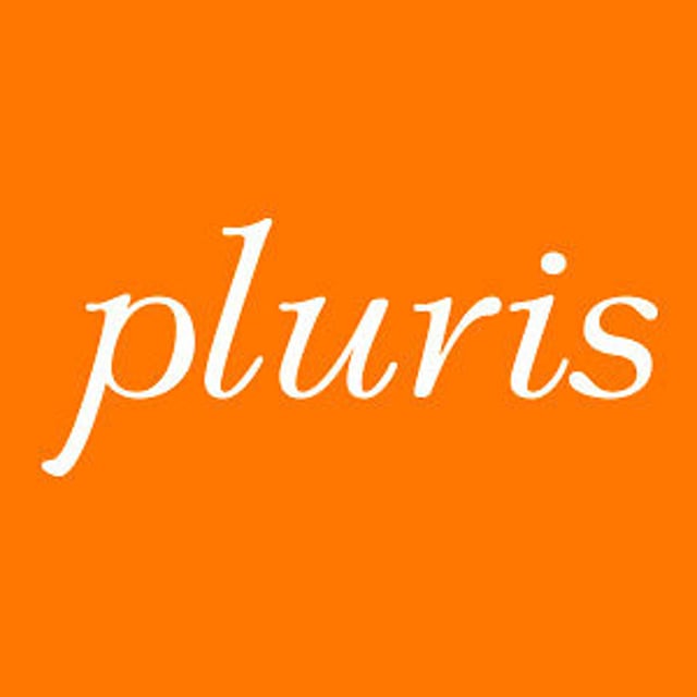 Pluris Magazine