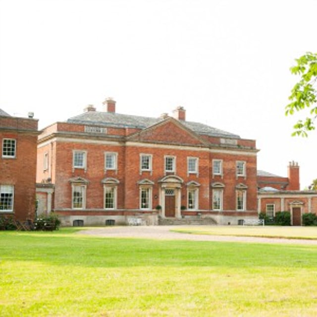 Kelmarsh Hall