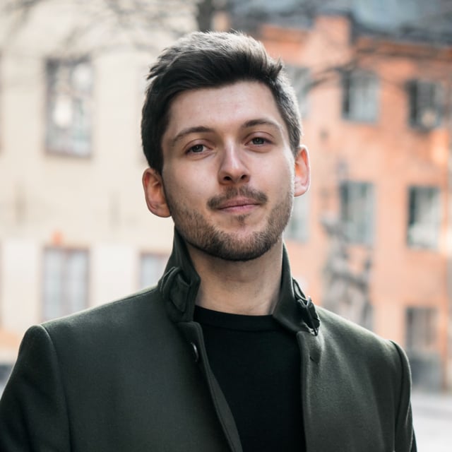 Simon Tonev - Film Director & Director of Photography (DP)