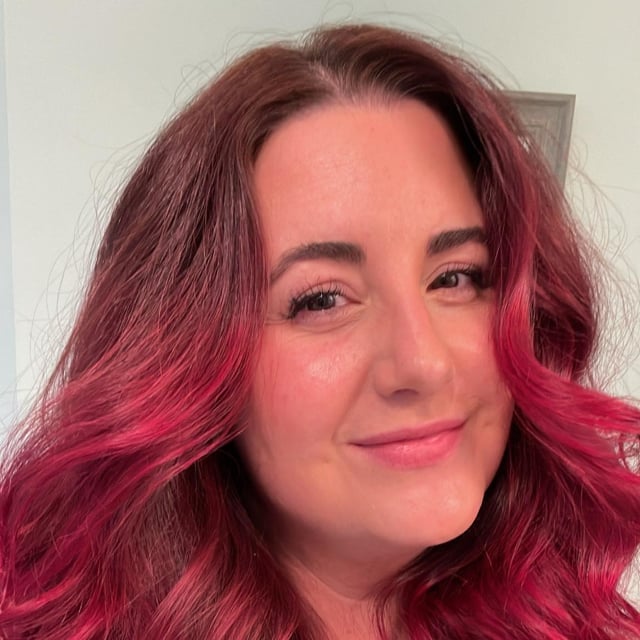 Hannah Mathews - Artist