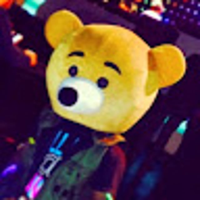 Raver Teddy