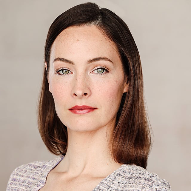 Savannah Schoenecker - Actress