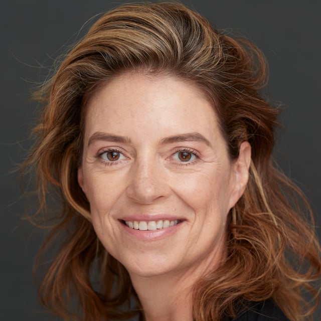 Elsa Chaves - Actress