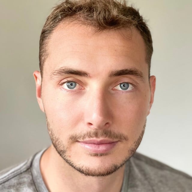 Cameron Gibbs - Actor